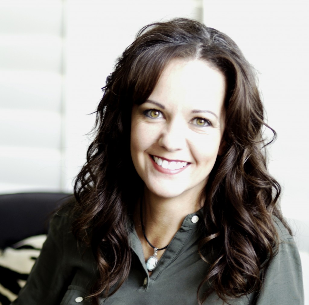 Bio | Jennifer RogersJennifer Rogers